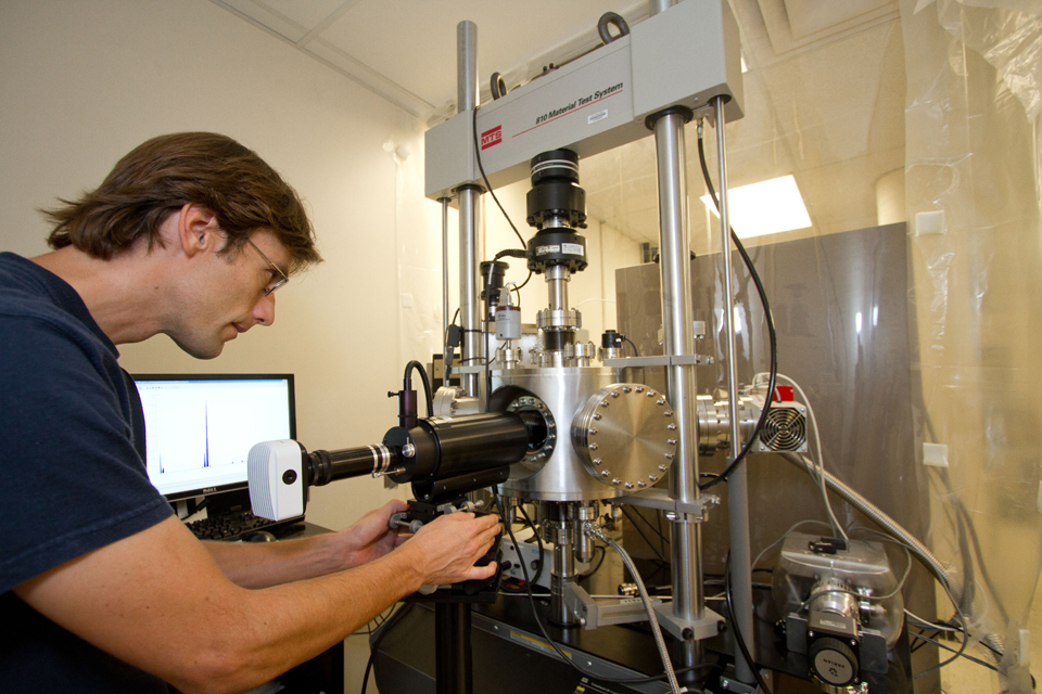 Metallurgical and Process Design - Scale Analysis and Experiment